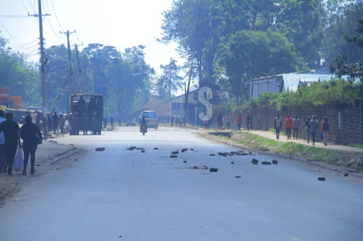 More anti-riot police deployed as protesters block Juja Road