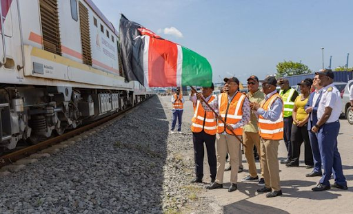 Transport PS inspects new premium class SGR coaches