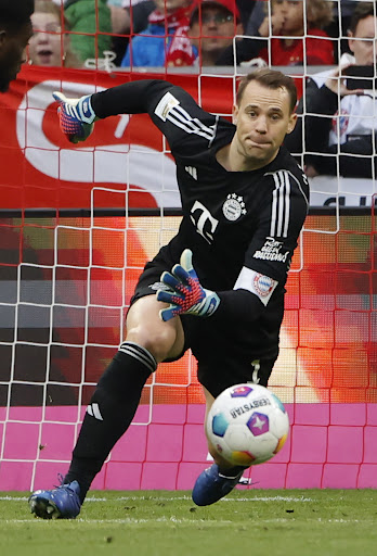Neuer to reopen race for return to German goal