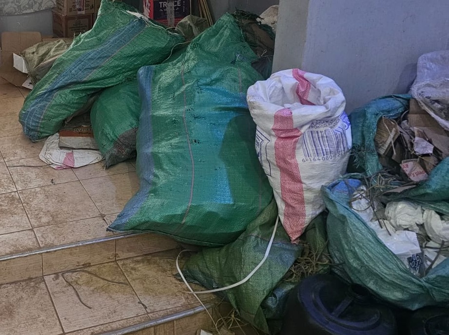 NACADA busts major counterfeit alcohol den in Kenol, Murang'a