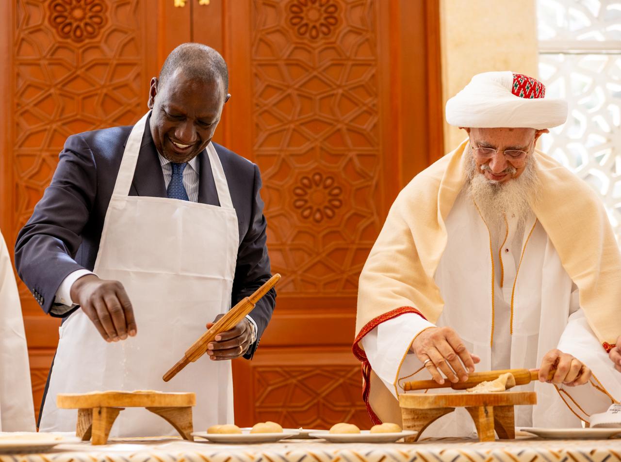[PHOTOS] Ruto joins Dawoodi Bohra Community in making chapati