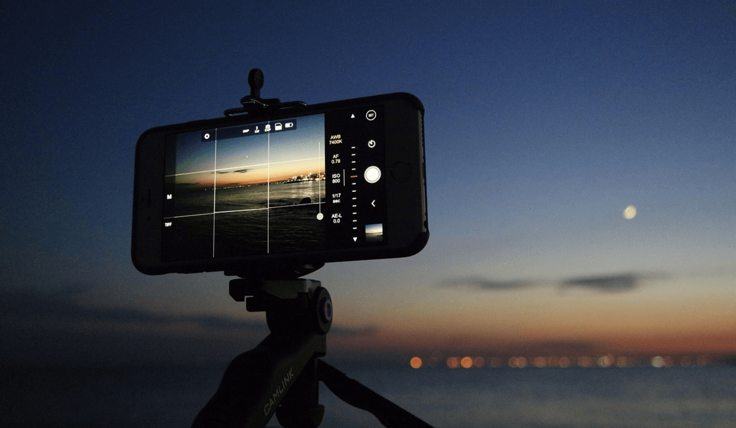 EXPLAINER: How to take sharp pictures using a smartphone